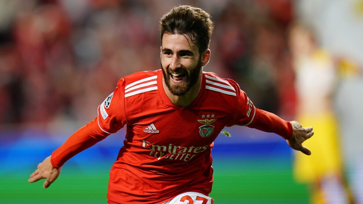 Rafa quer sair e o Benfica já definiu os milhões que quer receber - PT ...